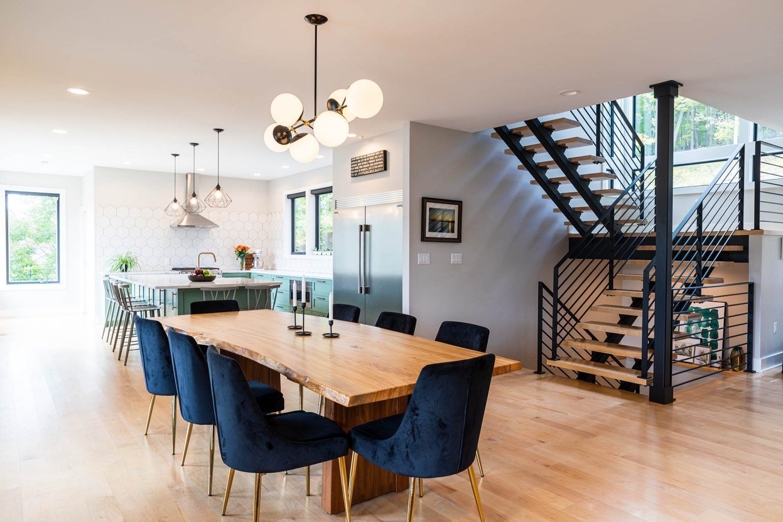 Lakeside Residence - Fancy Parsley Architecture